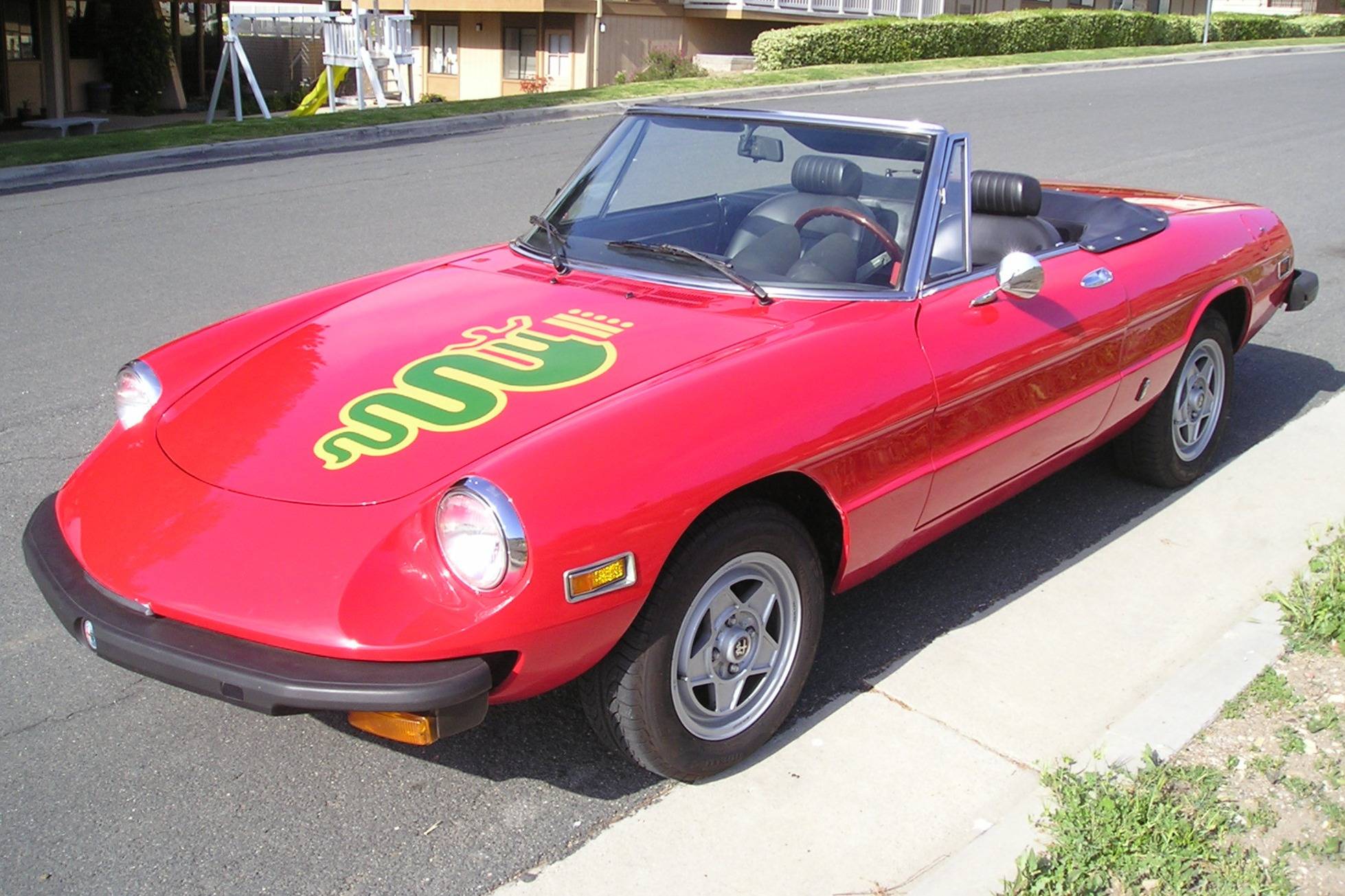 1976 Alfa Romeo Spider – Frank's Cars in the Hood